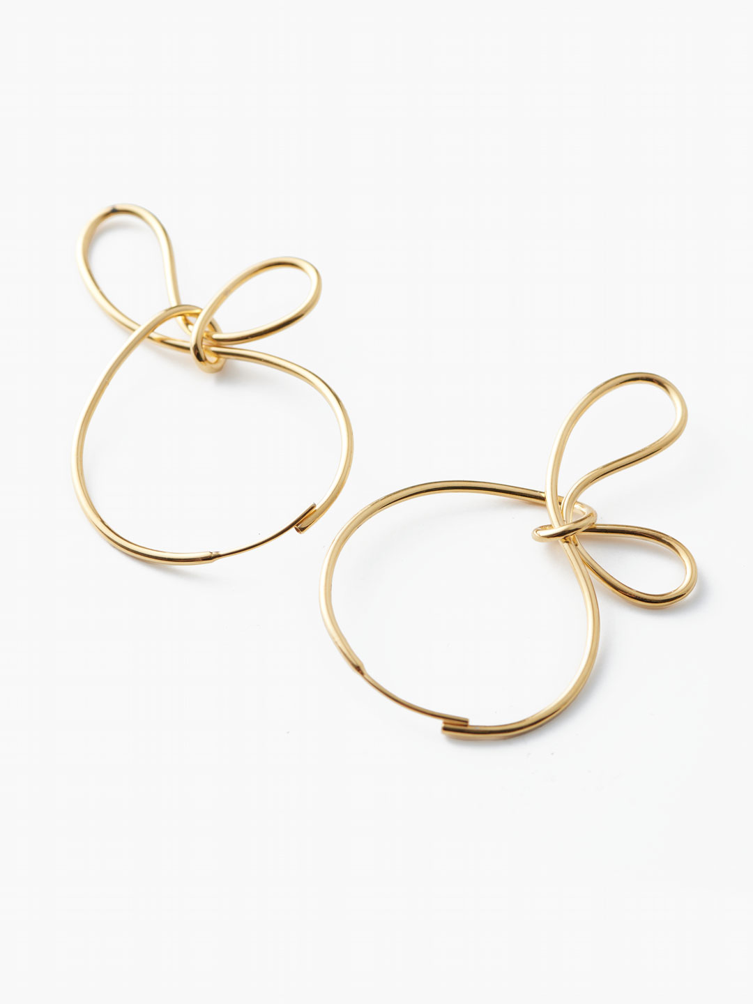 BAR Jewellery(バージュエリ=) | スモール フィオッコ ピアス BAR Jewellery(バージュエリ=) | スモール フィオッコ ピアス